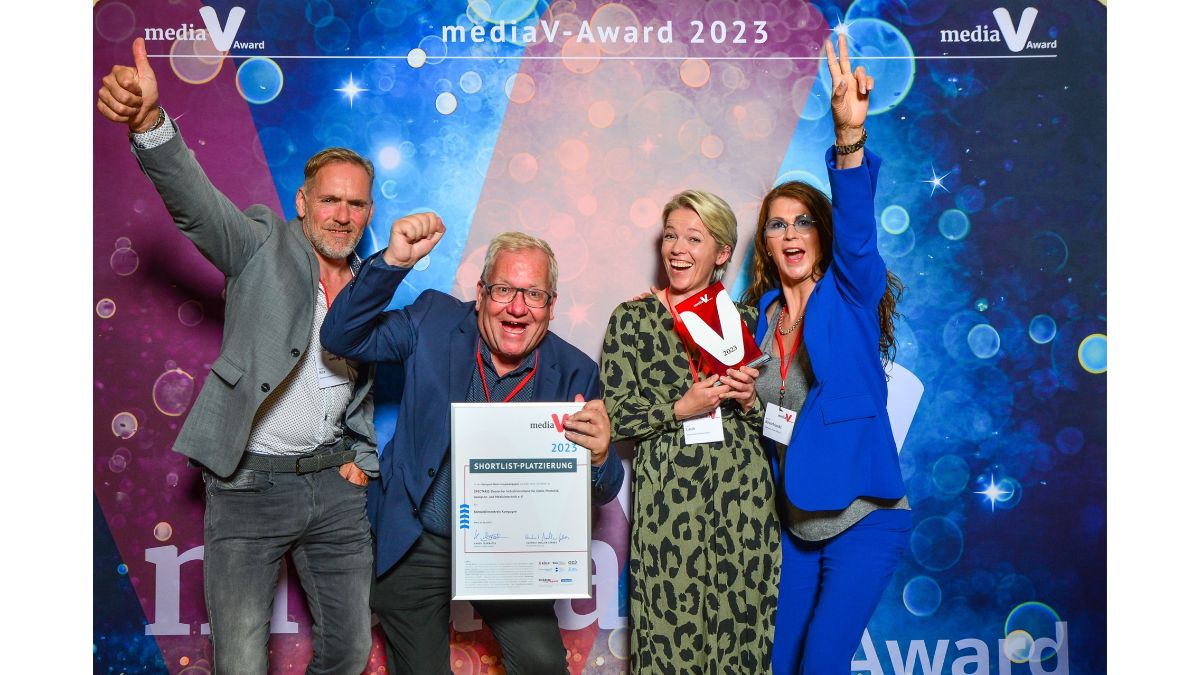 Spectaris Kontaktlinsenkreis ausgezeichnet | DOZ-Portal